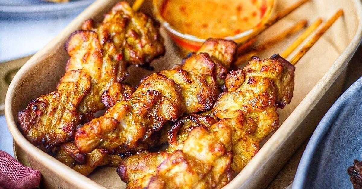 How to make: chicken satay | Thaikhun Street Food | Thai Restaurants ...